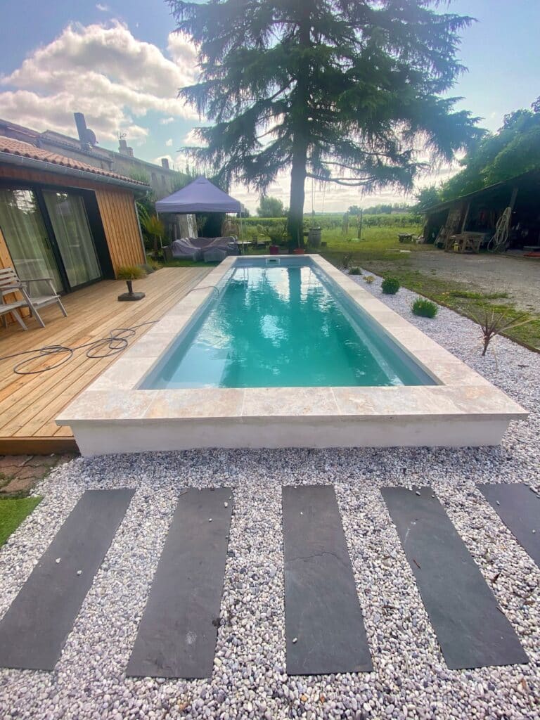 Swim : Marc Robin Piscines et Fils Distributeur Space Pools